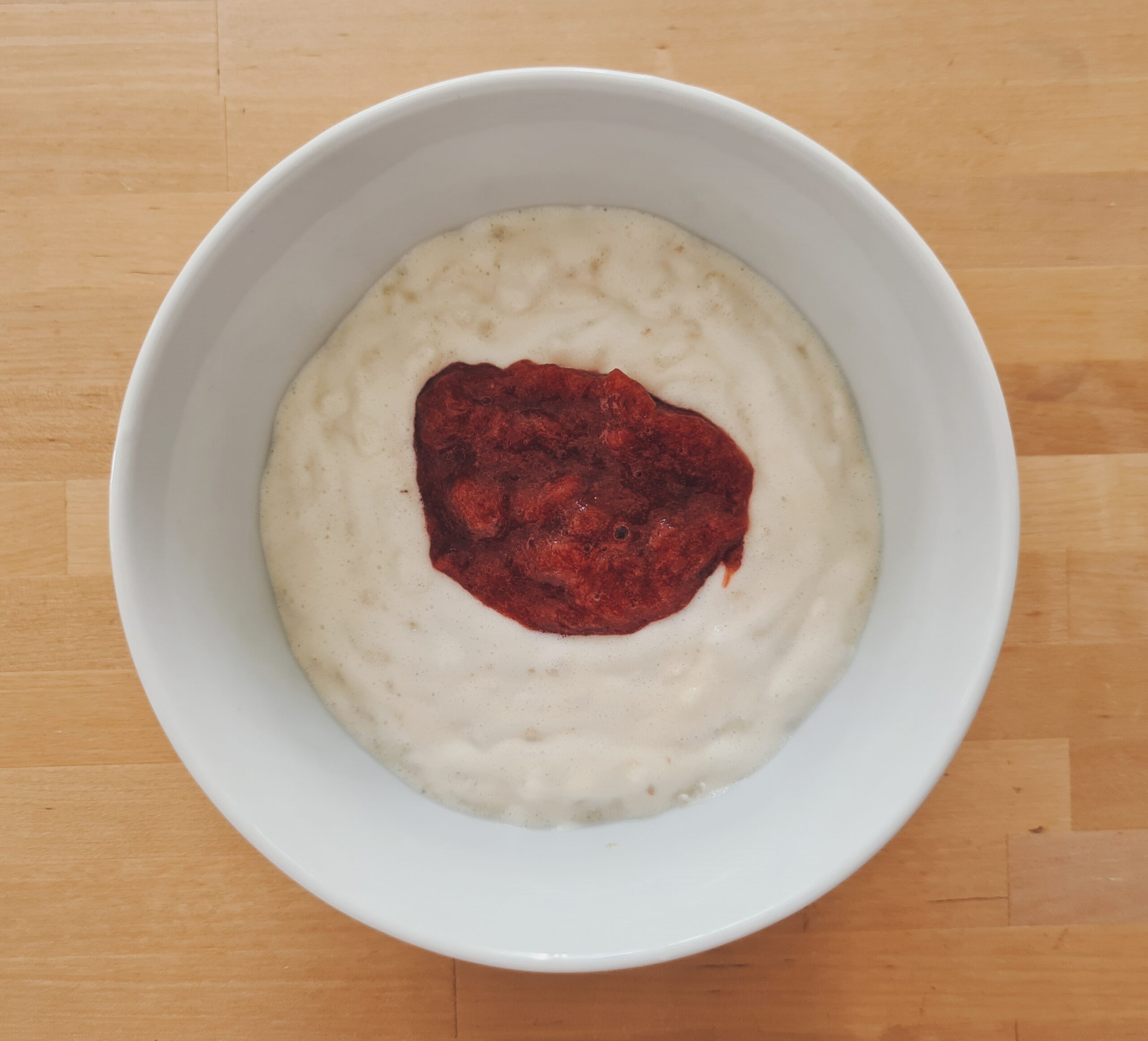 Rijstepap met rabarber-aardbeienmoes - Di-Eet.be